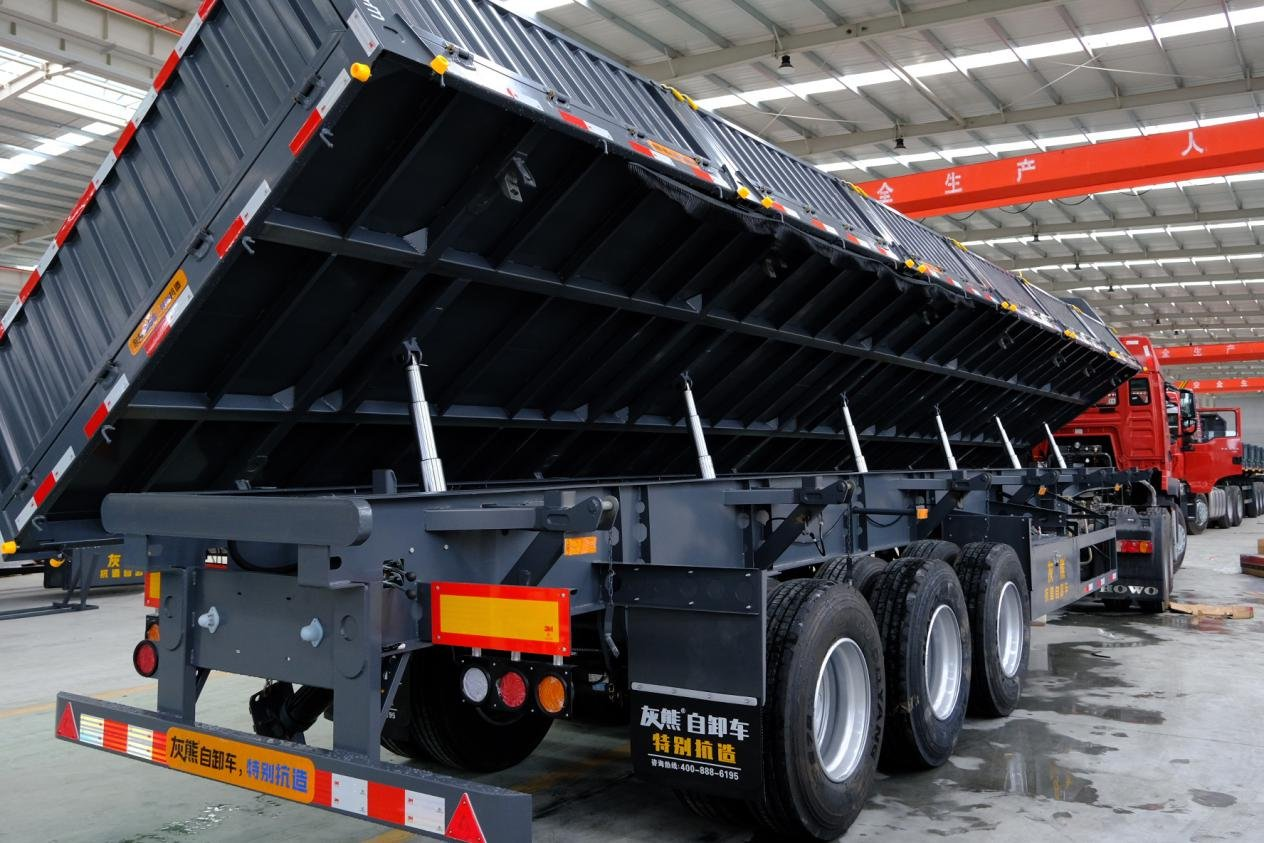 Side Dump Semi Trailer - Amigo